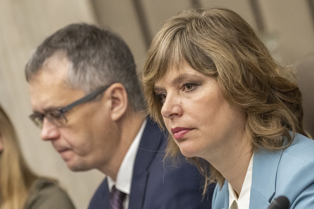 V októbri budú zverejnené majetkové priznania verejných funkcionárov ... V októbri budú zverejnené majetkové priznania verejných funkcionárov ...