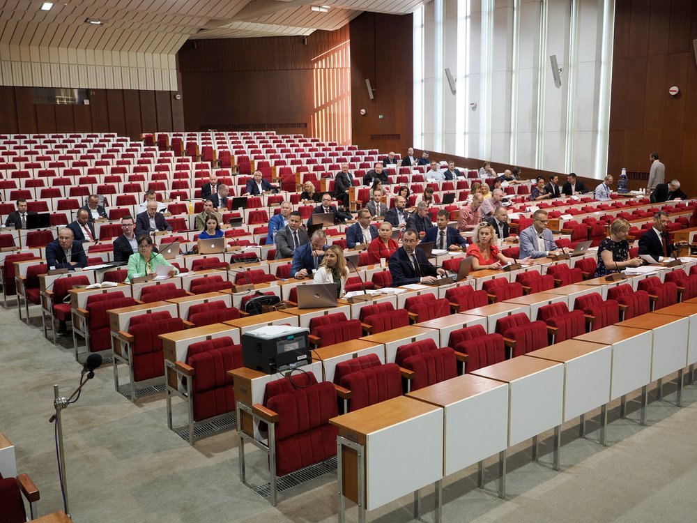 Mestskí poslanci mimoriadne rokovali | Košice Online Mestskí poslanci mimoriadne rokovali | Košice Online
