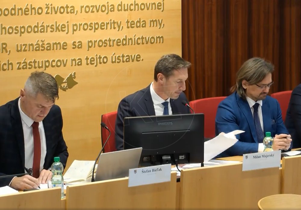 Prešovský kraj požiada o 30-miliónový úver na úpravu ciest a mostov | Košice Online